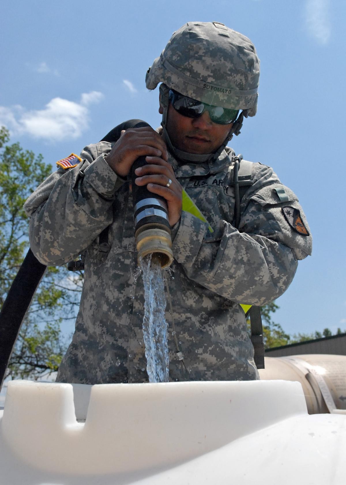 Fort Bragg specialists provide purified water to Vibrant Response ...