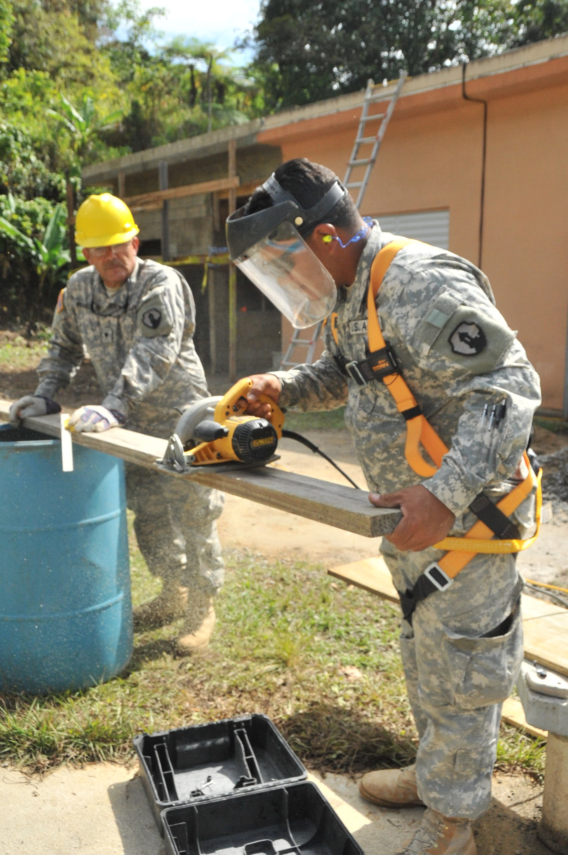Keeping Readiness with a Helping Hand | Article | The United States Army