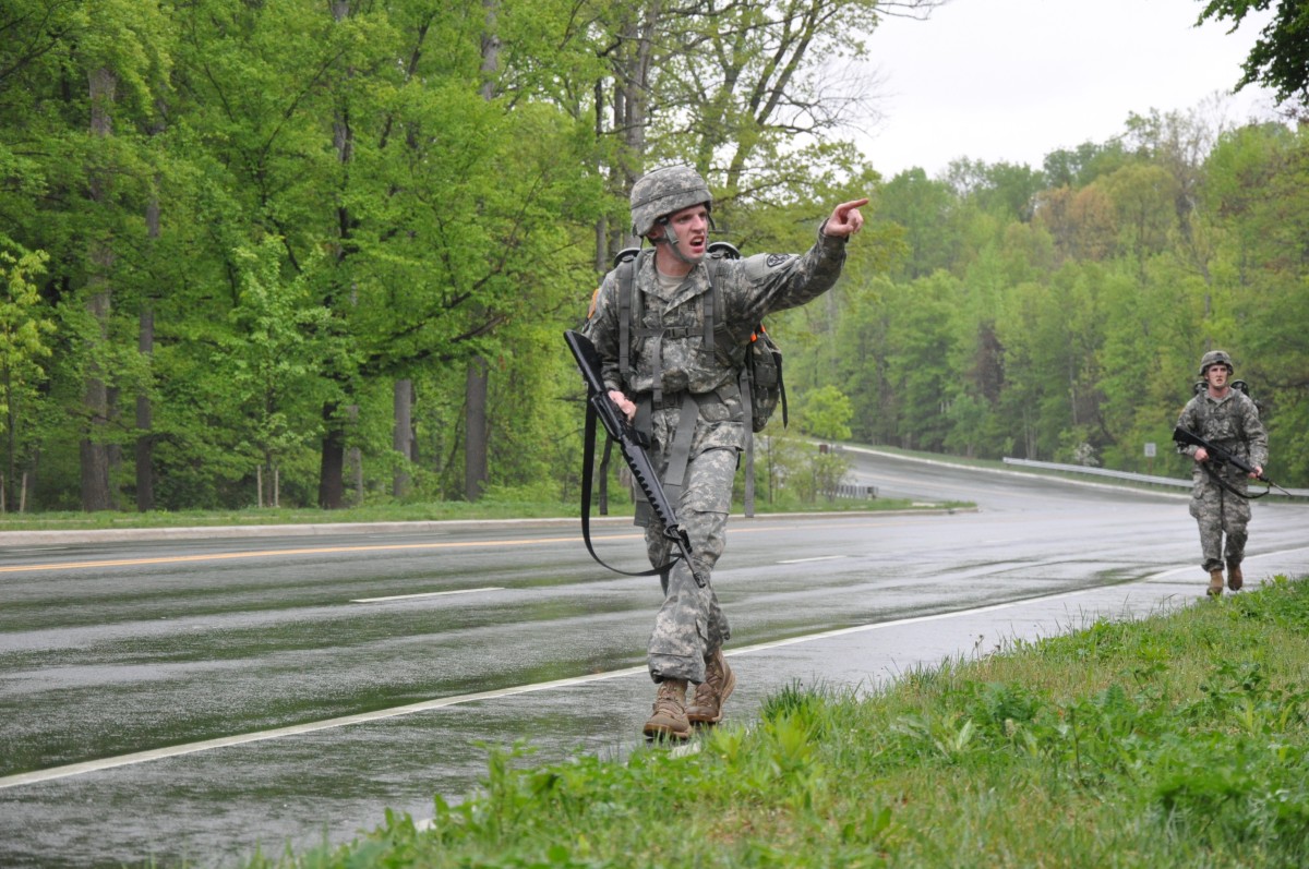 HHC INSCOM Soldier, NCO of the Year Candidates Head to the Field ...