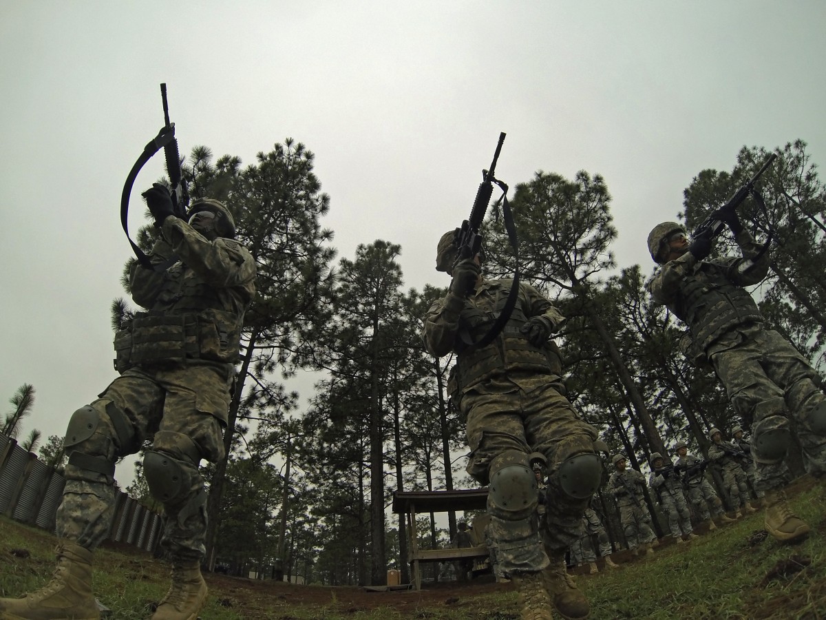 Military police break glass house | Article | The United States Army