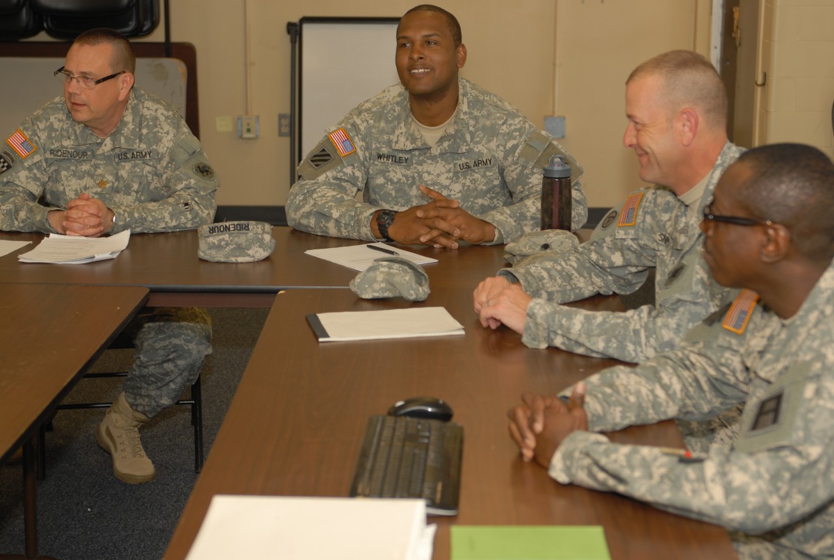 Army partners with Air Force, Soldiers train at Air Advisor Academy ...