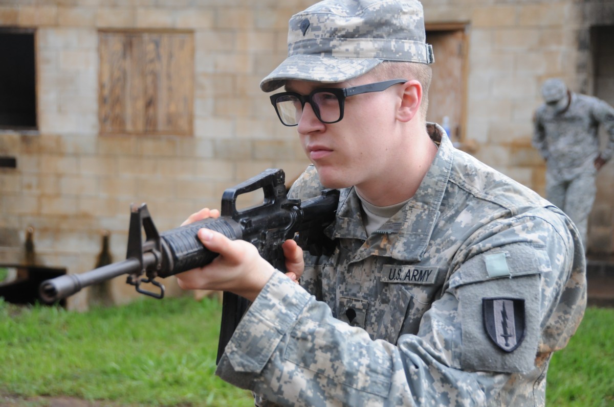 Pacific Signal Best Warrior competes for fallen brother | Article | The ...