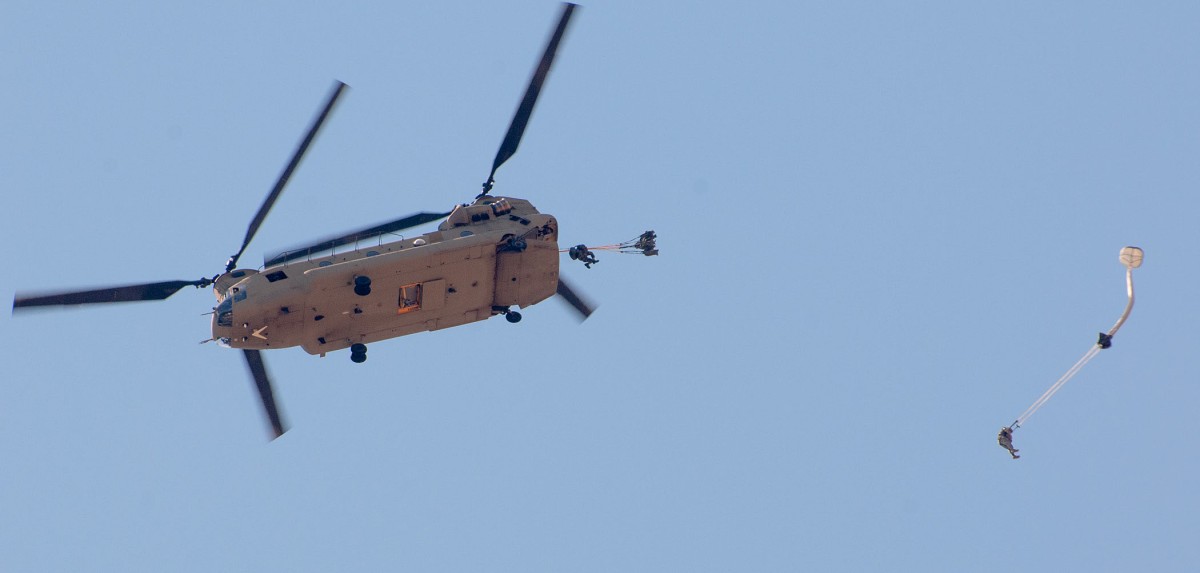 Indian, US Paratroopers make helicopter jump | Article | The United ...
