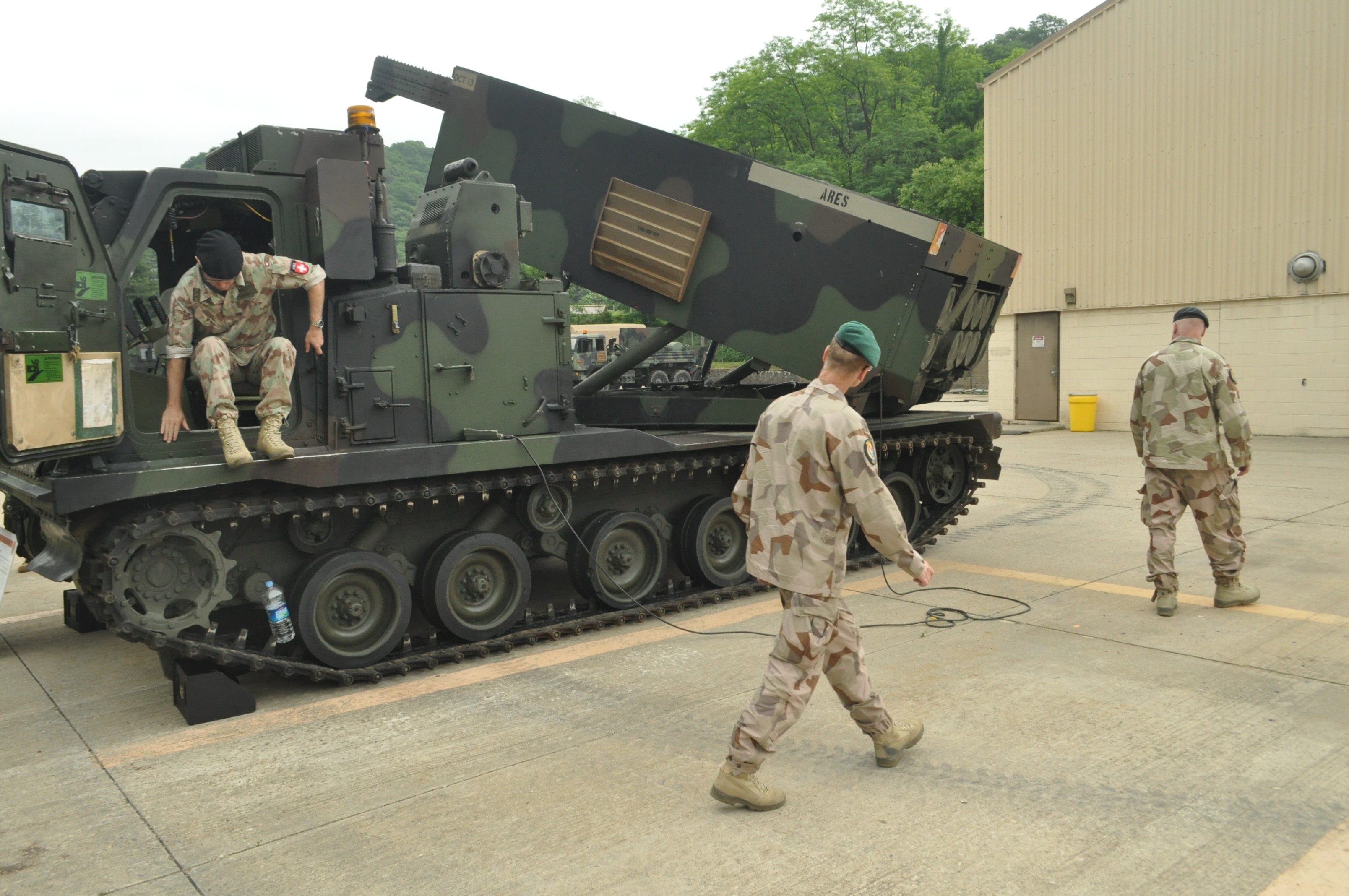 Swiss and Swedish leaders visit 210th Fires Bde. | Article | The United ...