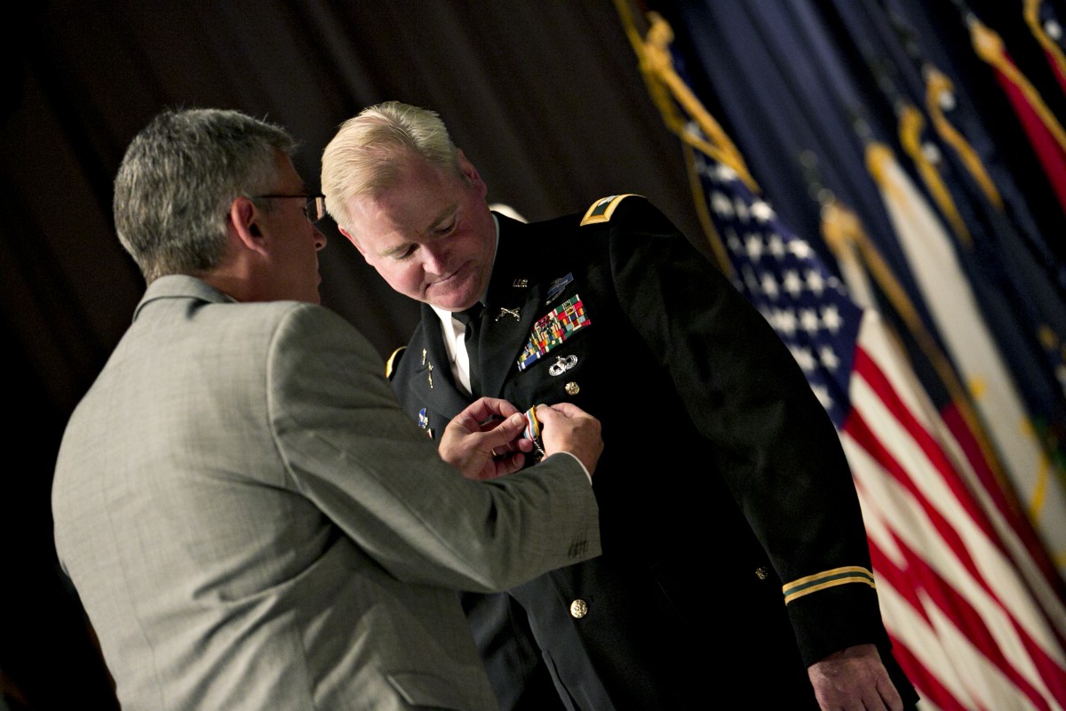 Col. Kevin P. Stoddard receives Defense Superior Service Medal ...