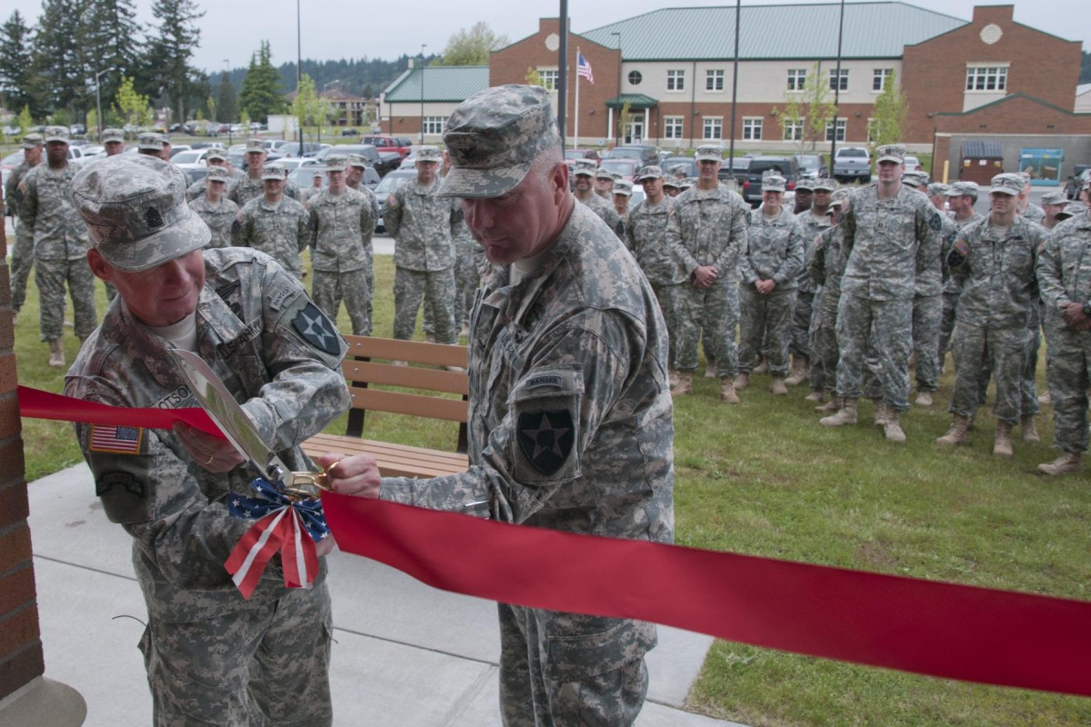 Lancers bring in the summer with steak | Article | The United States Army