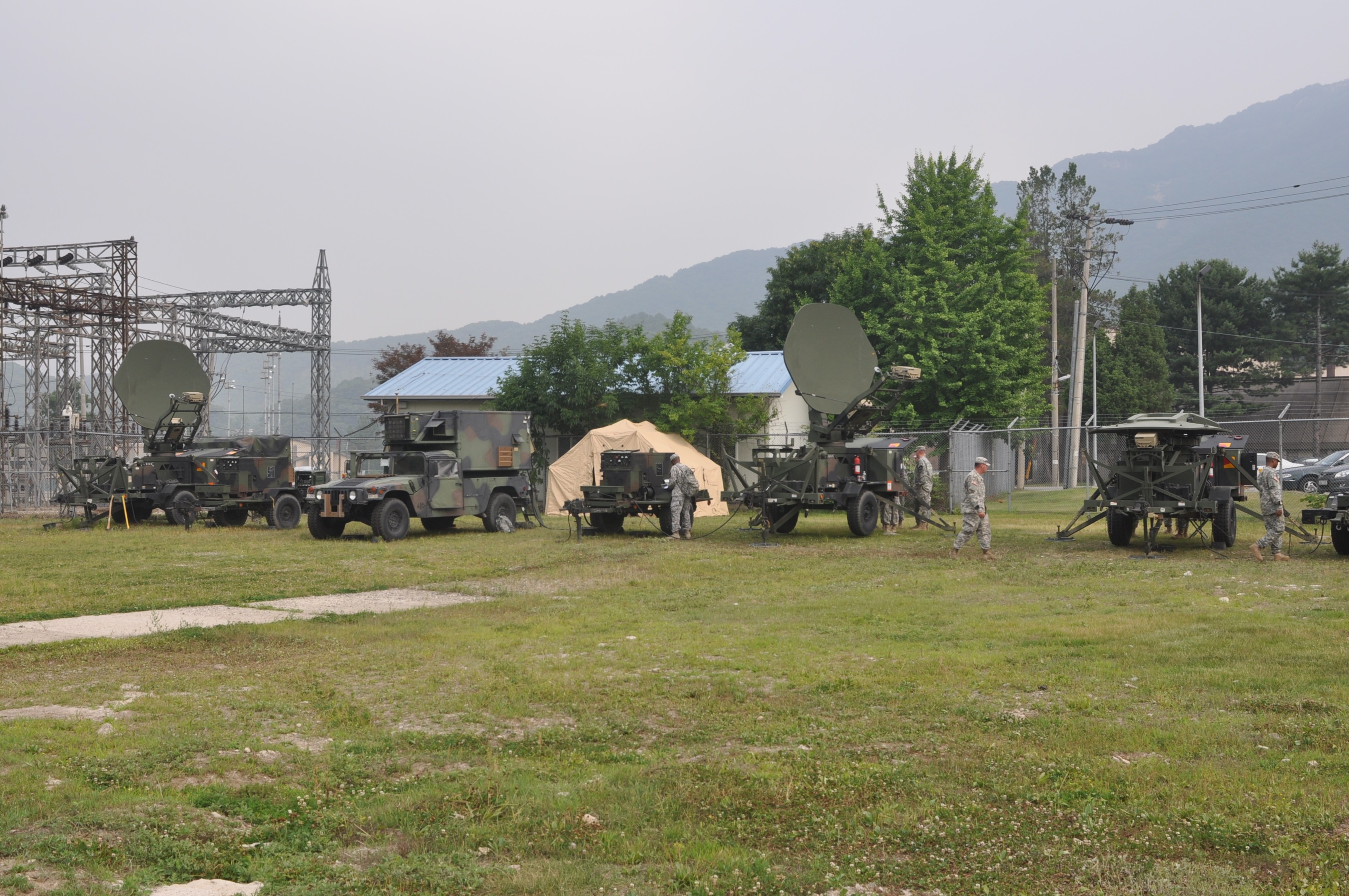 210th Fires Brigade conduct signal training | Article | The United ...