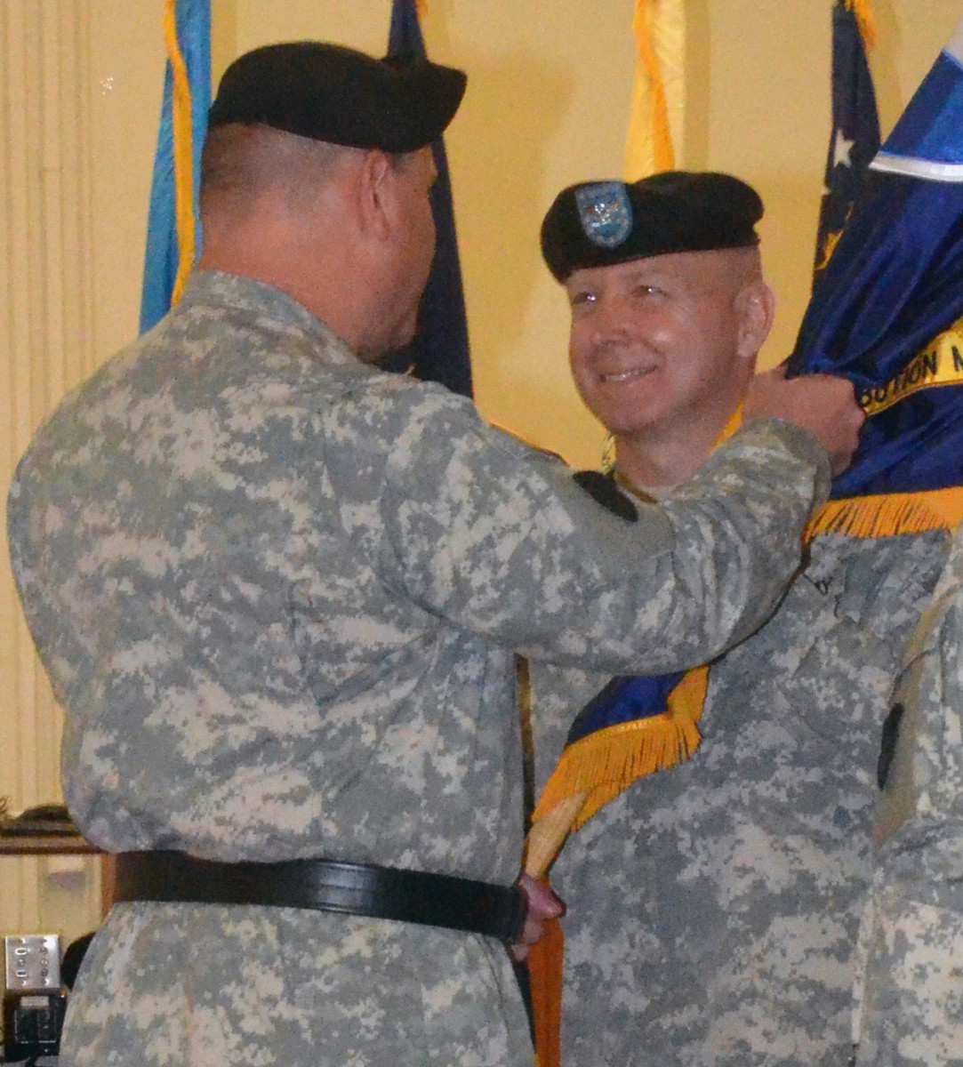 ASC's Distribution Management Center welcomes new commander | Article ...