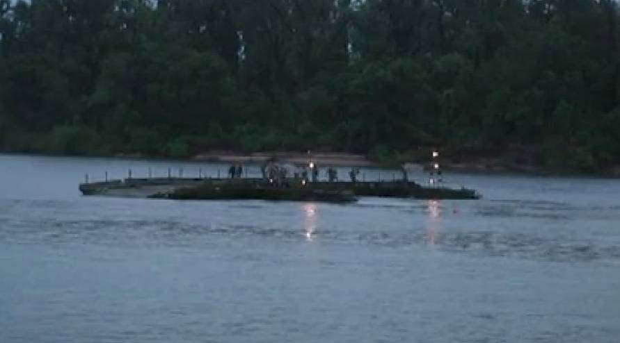 Video: U.S. Army Active and Reserve Engineers bridge the gap | Article ...