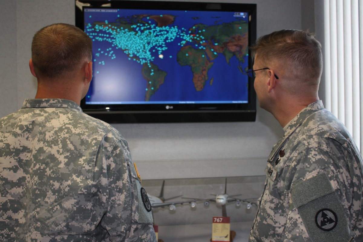 Sustainers visit UPS Worldport | Article | The United States Army