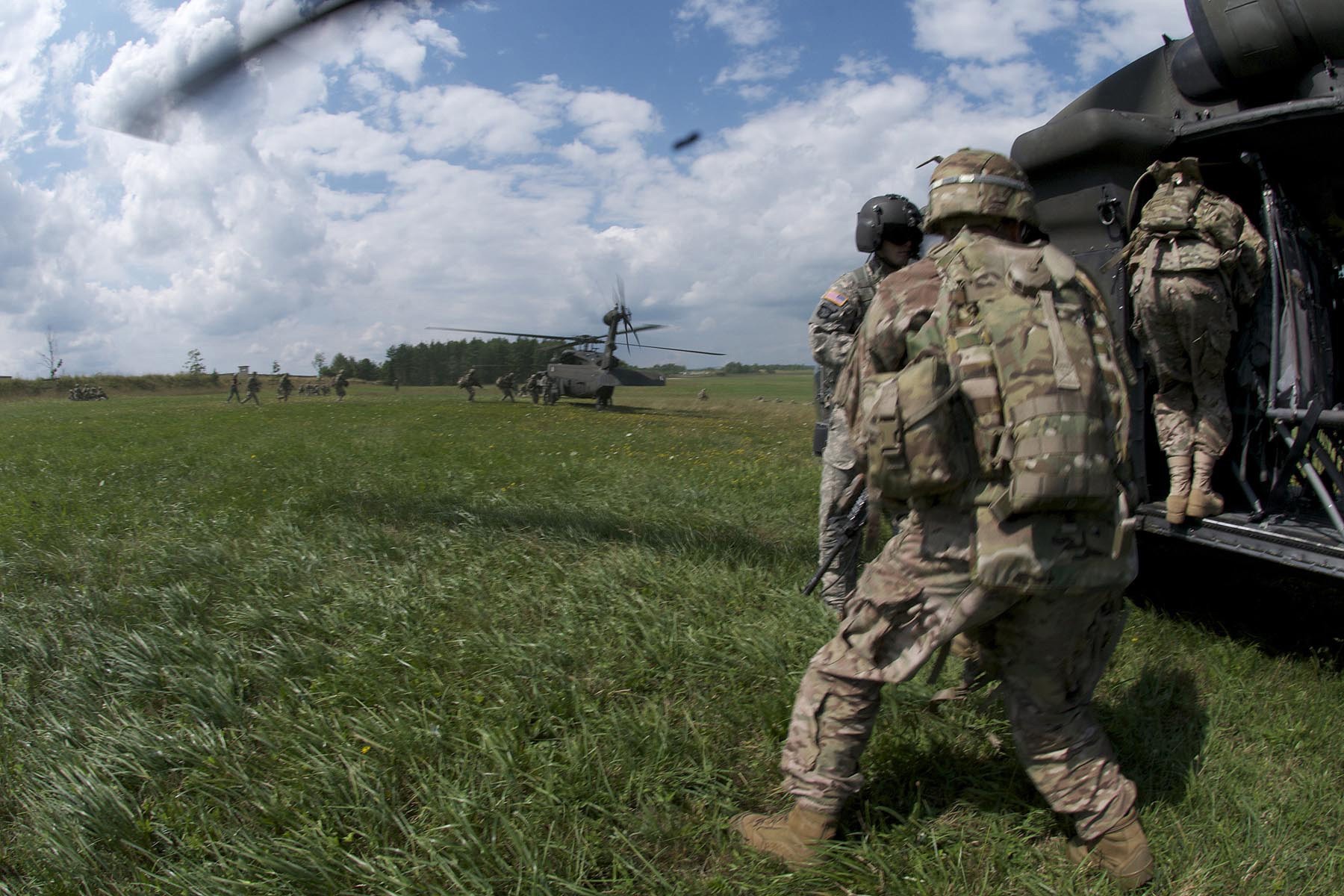 2d Cav Soldiers take to the air over Grafenwoehr | Article | The United ...