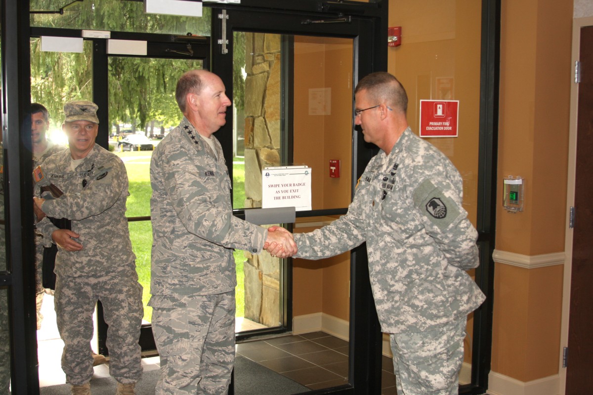 STRATCOM commander visits SMDC | Article | The United States Army