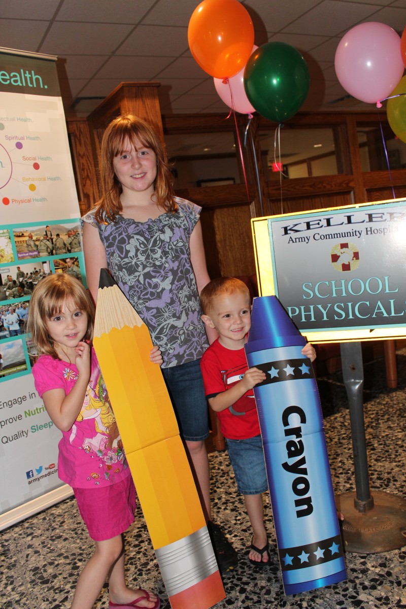 Keller hosts back-to-school fun night | Article | The United States Army