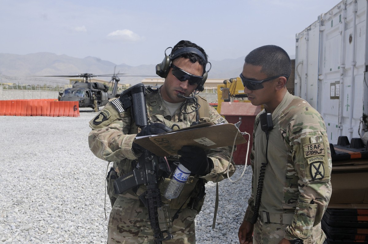 4th BCT Soldiers serve in flight operations role | Article | The United ...