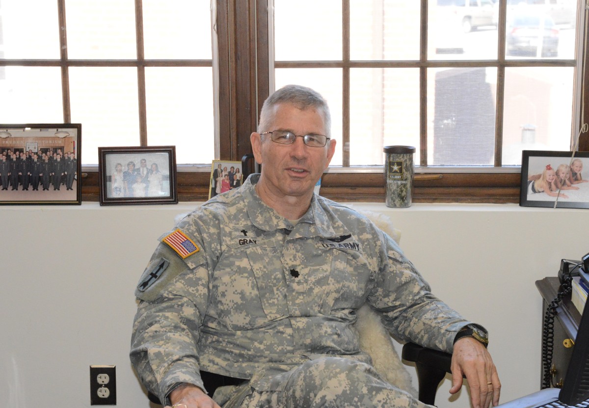 JFHQ-NCR/MDW Employee Spotlight - Chaplain (Lt. Col.) James "Dusty ...