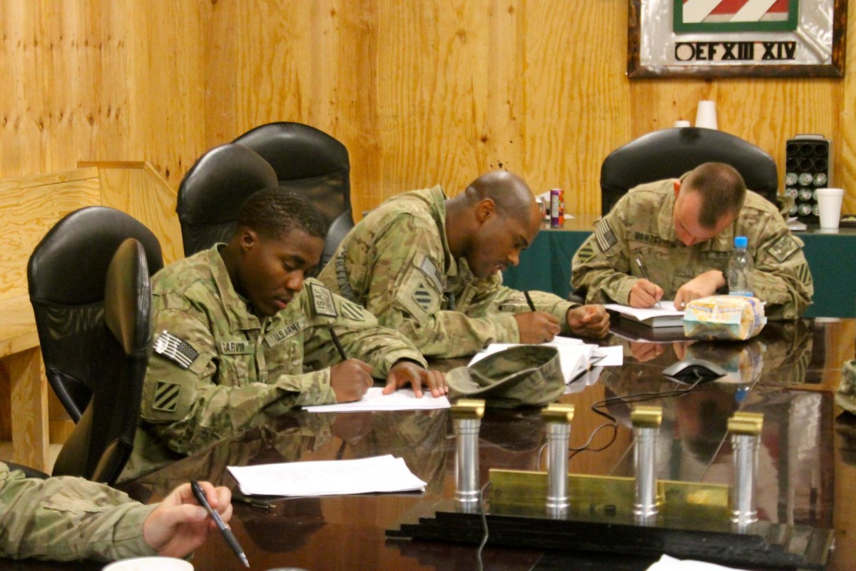 'Maintain' leader pays education forward | Article | The United States Army