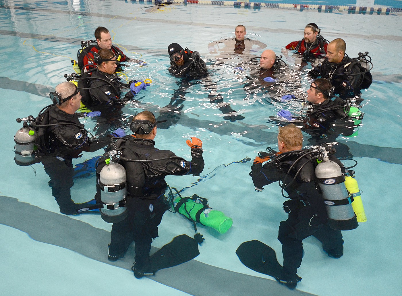 Searchers train in advanced water rescue | Article | The United States Army
