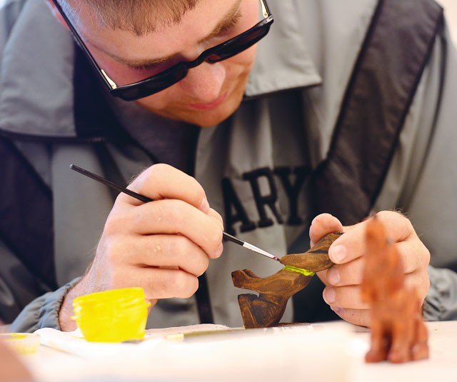 Learn art of woodcarving at USO | Article | The United States Army