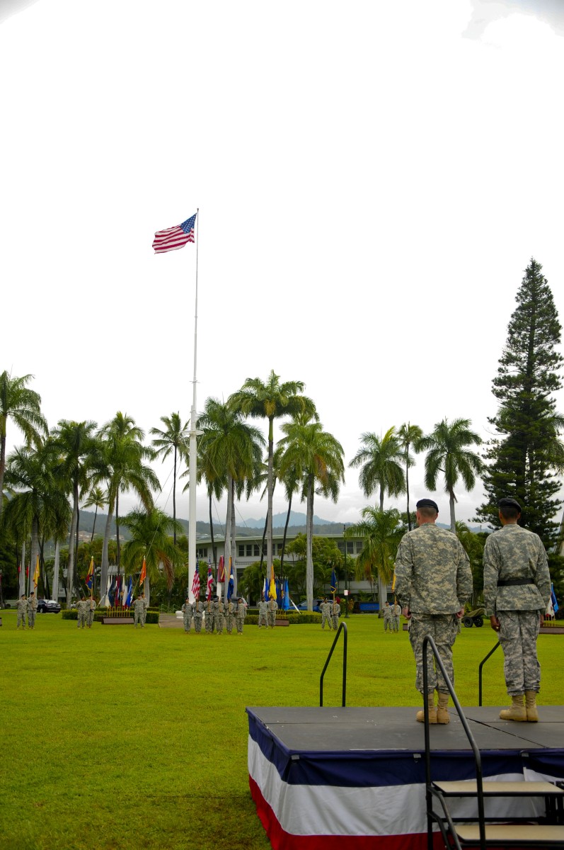 Ulses welcomed to USARPAC with Flying V ceremony | Article | The United ...