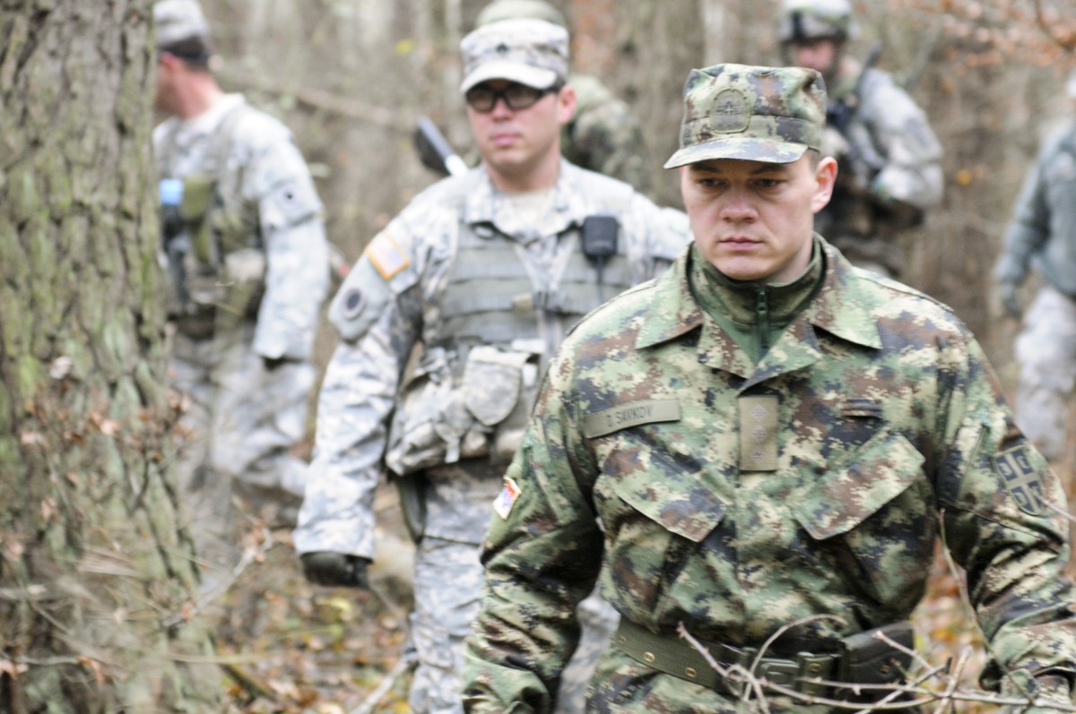 Ohio Guard mentors Serbians during Combined Resolve 2013 | Article ...
