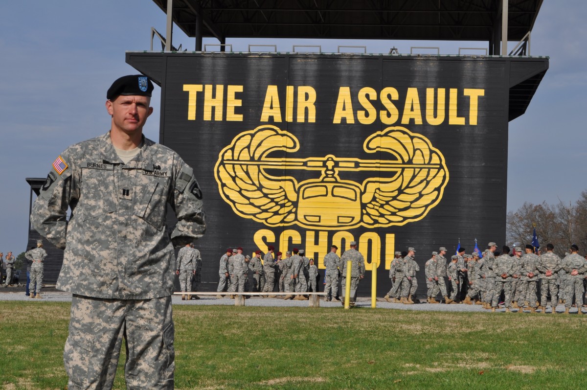Rakkasan Soldier breaks 12-mile Air Assault foot march record | Article ...