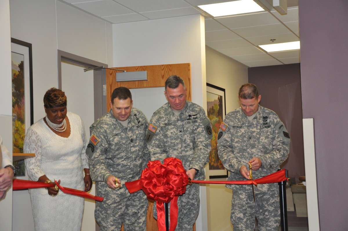 MACH opens $10 million women's clinic | Article | The United States Army