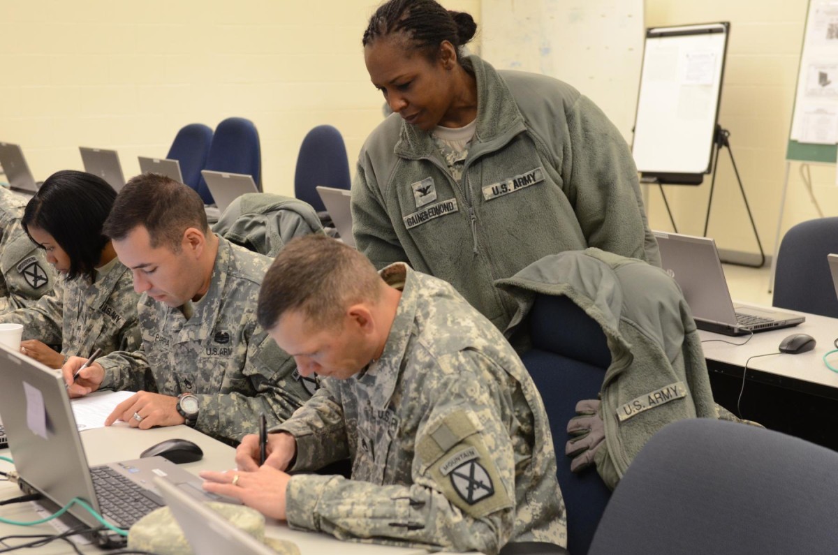 Human Resource Specialists participate in Silver Scimitar exercise ...