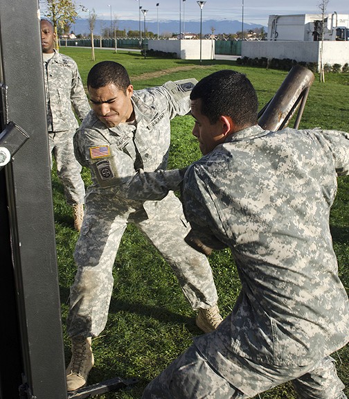 Three-day Sapper Stakes challenges 'Sky Soldiers' in Italy | Article ...
