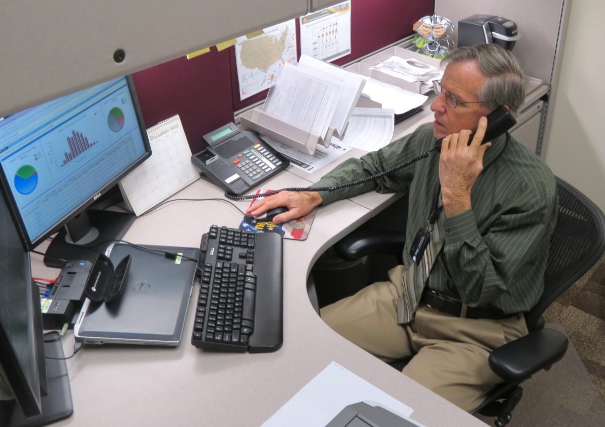 Database offers improved contracting support | Article | The United ...