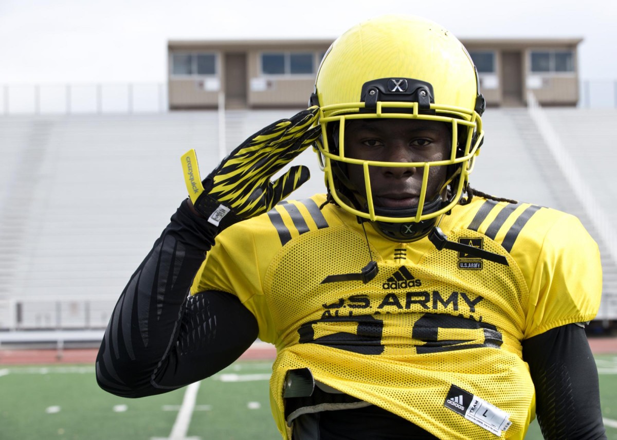 Players honor Soldier sacrifice, nation by playing in All-American Bowl ...