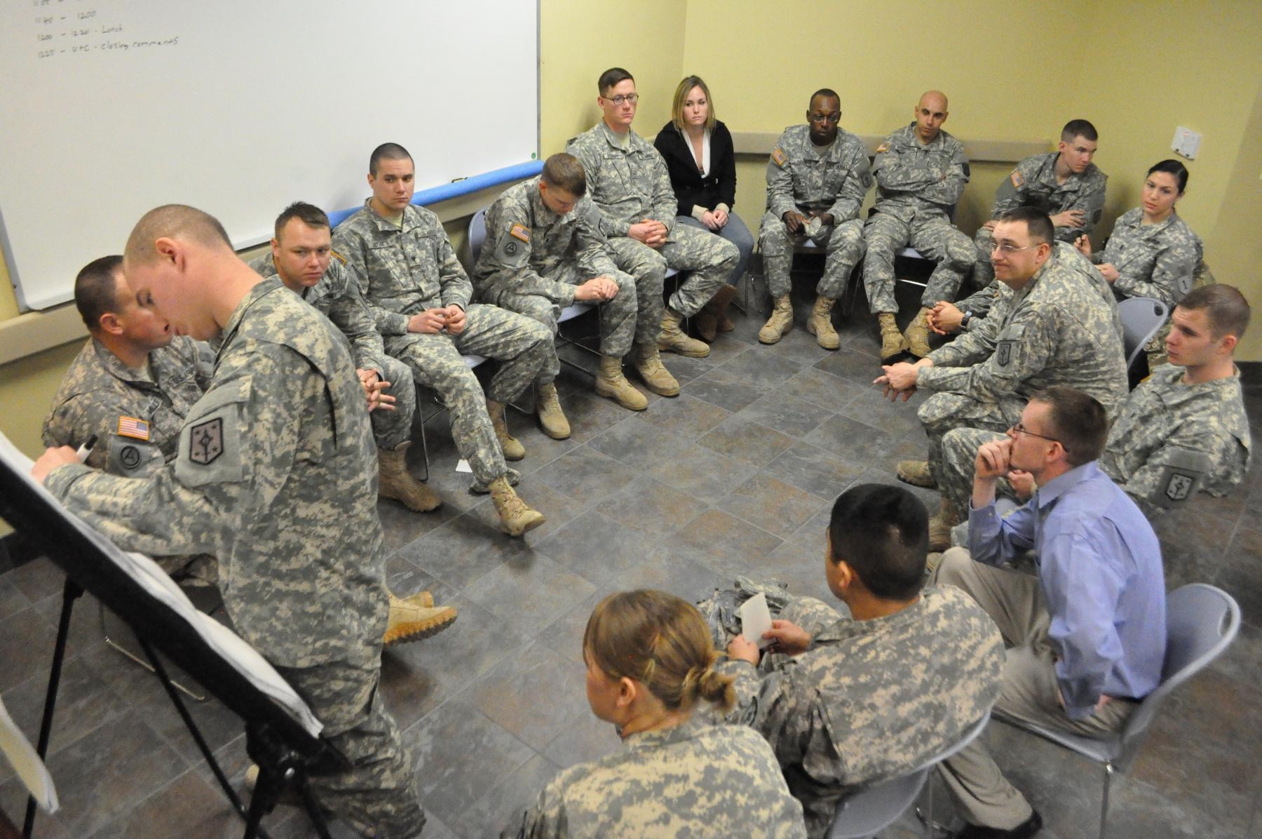 4th MEB hosts Ready and Resilient Seminar | Article | The United States ...