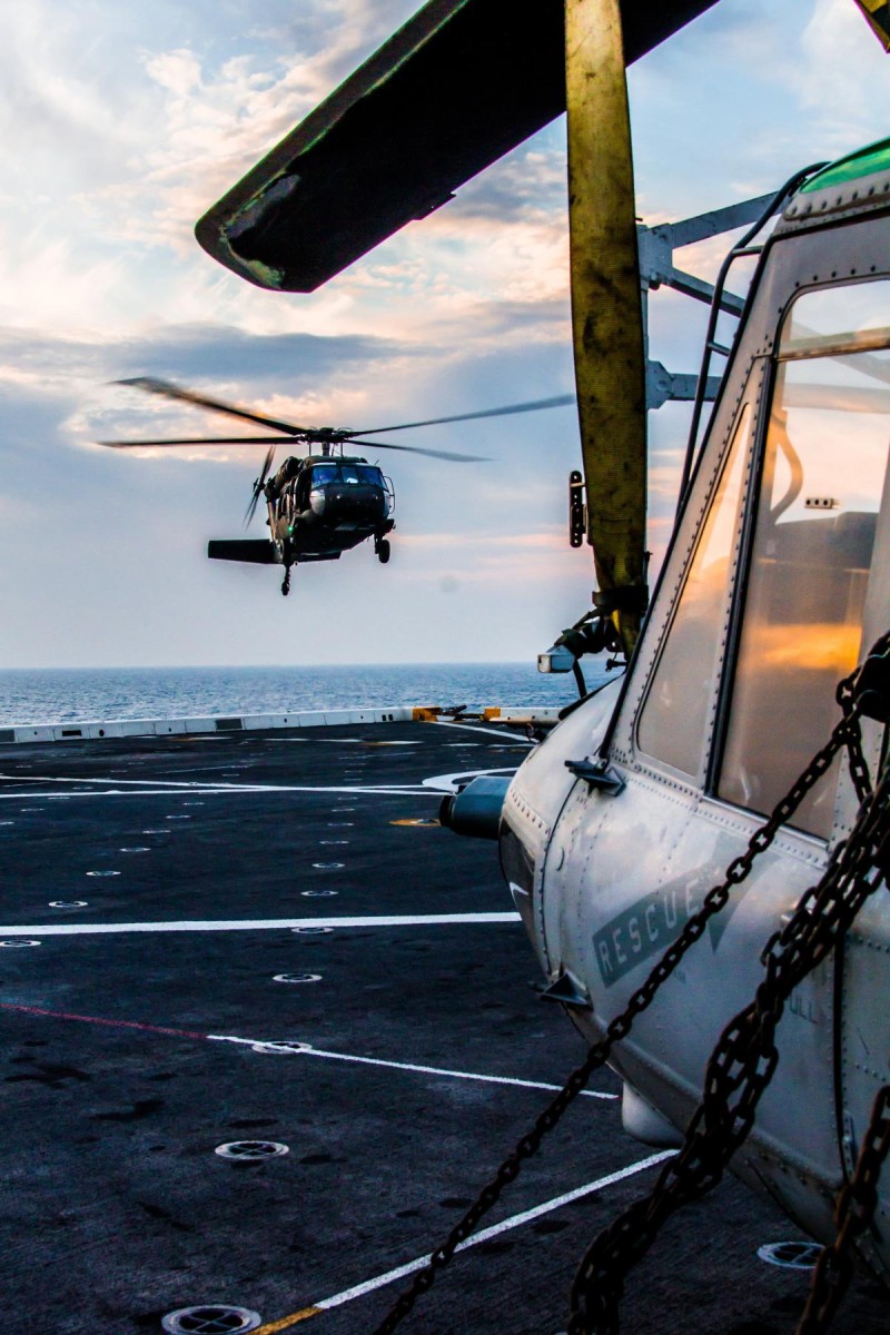 42nd CAB Aviators train on USS New Orleans | Article | The United ...