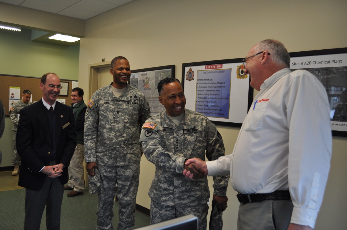 Army Materiel Command's Commanding General Visits Holston Army ... Army Materiel Command's Commanding General Visits Holston Army ...