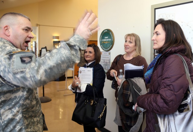 Senior spouses gain resilience awareness | Article | The United States Army