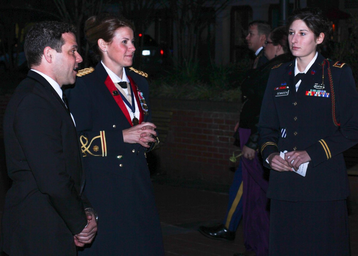 Actor Joshua Bitton thanks 3rd ID soldiers | Article | The United ...