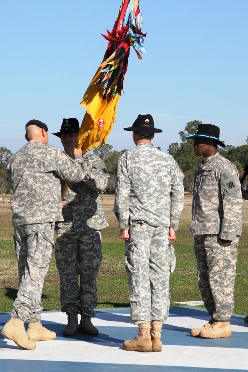 Mustangs welcome new command team | Article | The United States Army