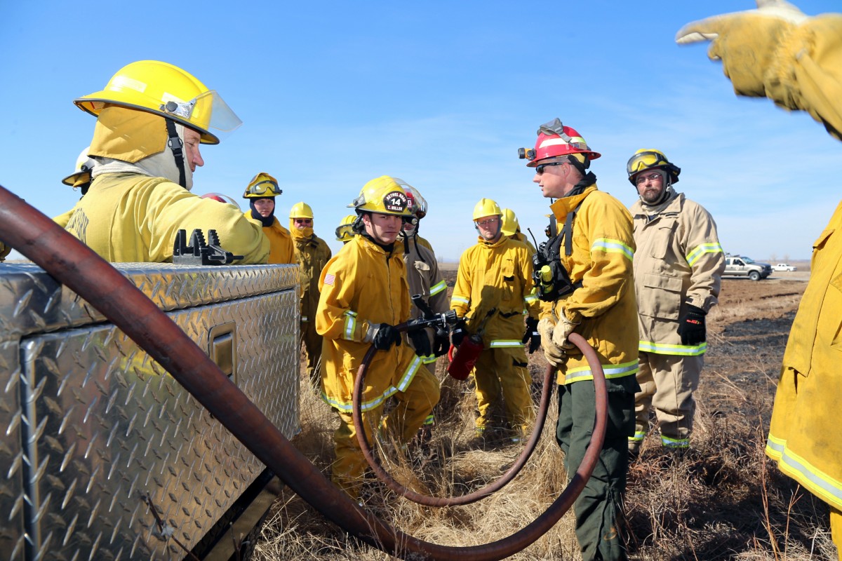 Oklahoma firefighters burn to learn at Fort Sill | Article | The United ...