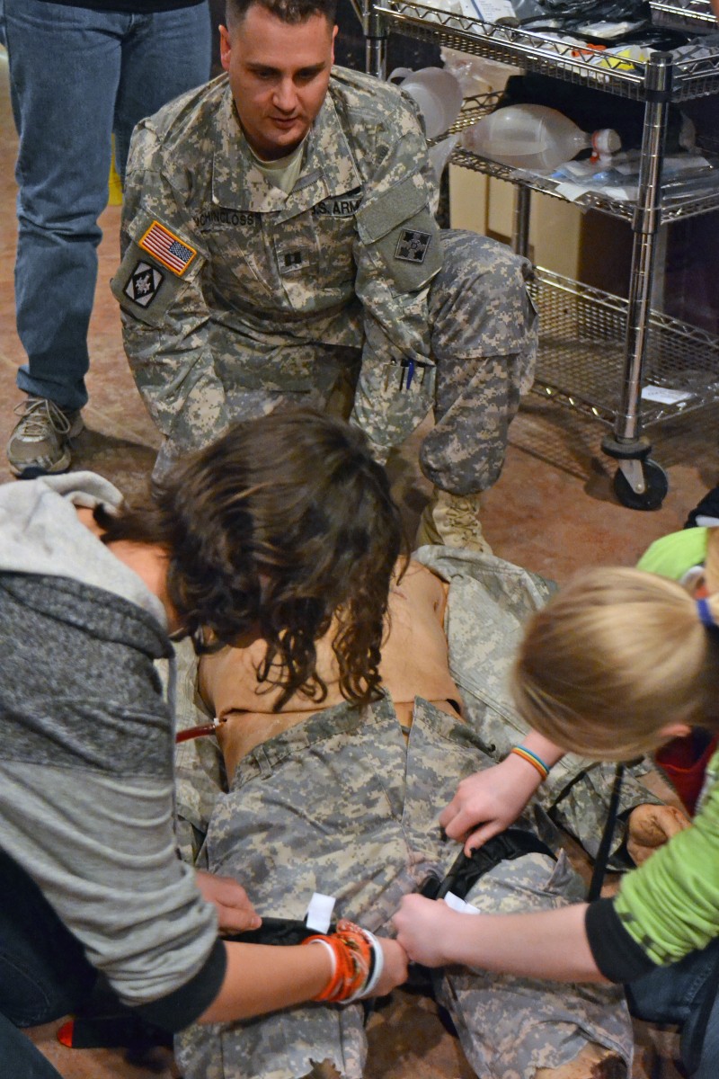 Students learn about medical professions | Article | The United States Army
