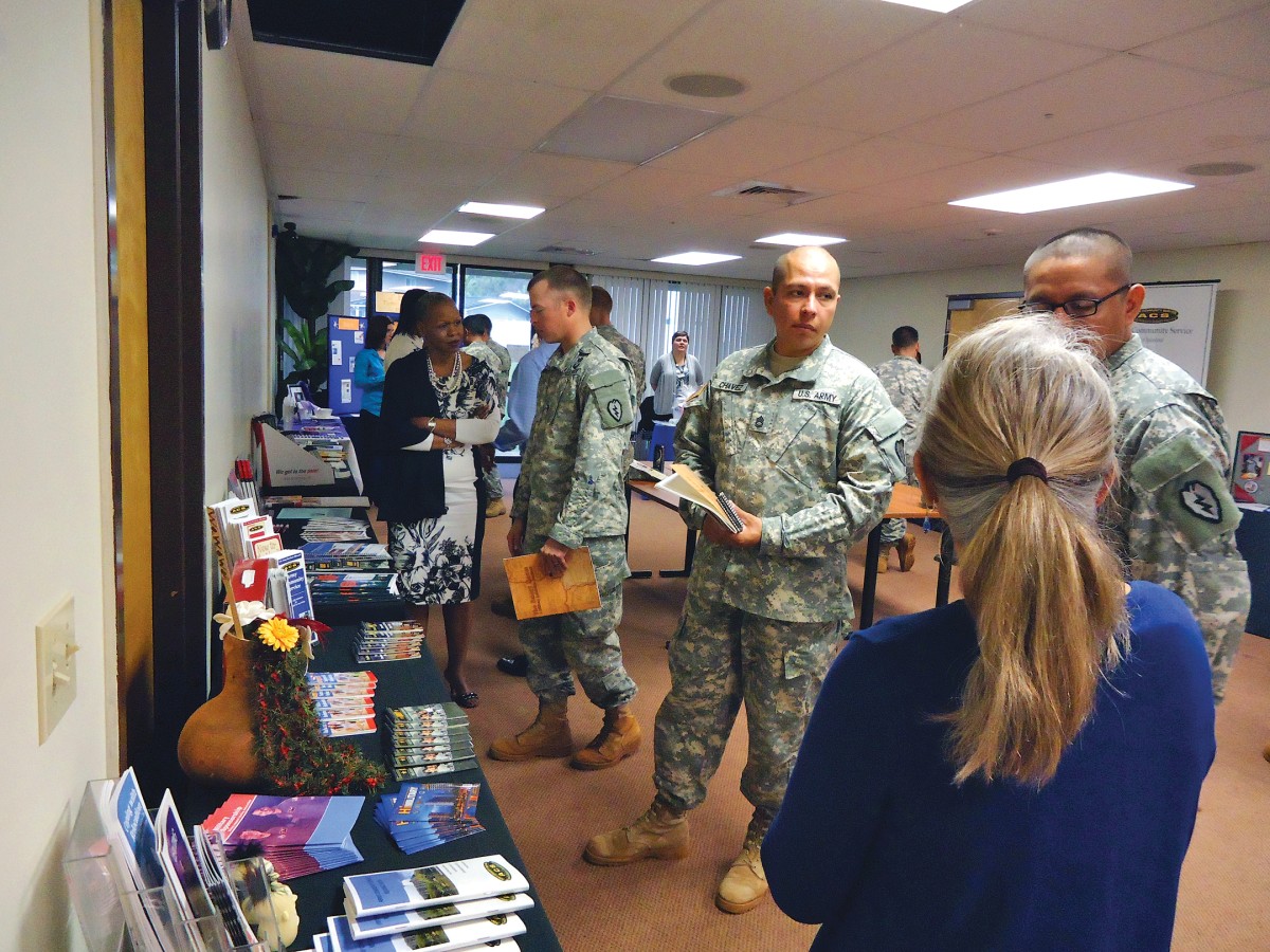 Leaders' walk builds relationships | Article | The United States Army