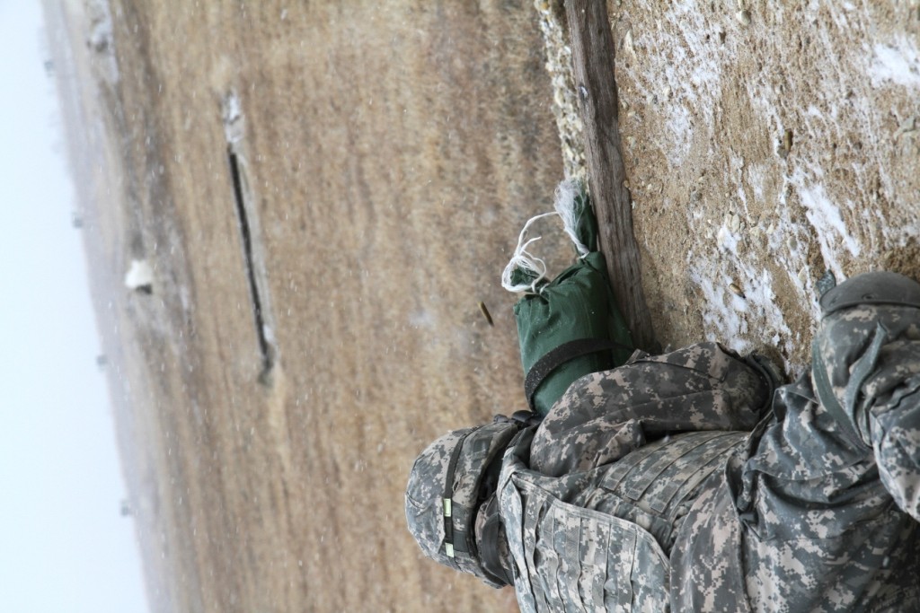 Durable Soldiers endure sub freezing temps, heavy snow during ...