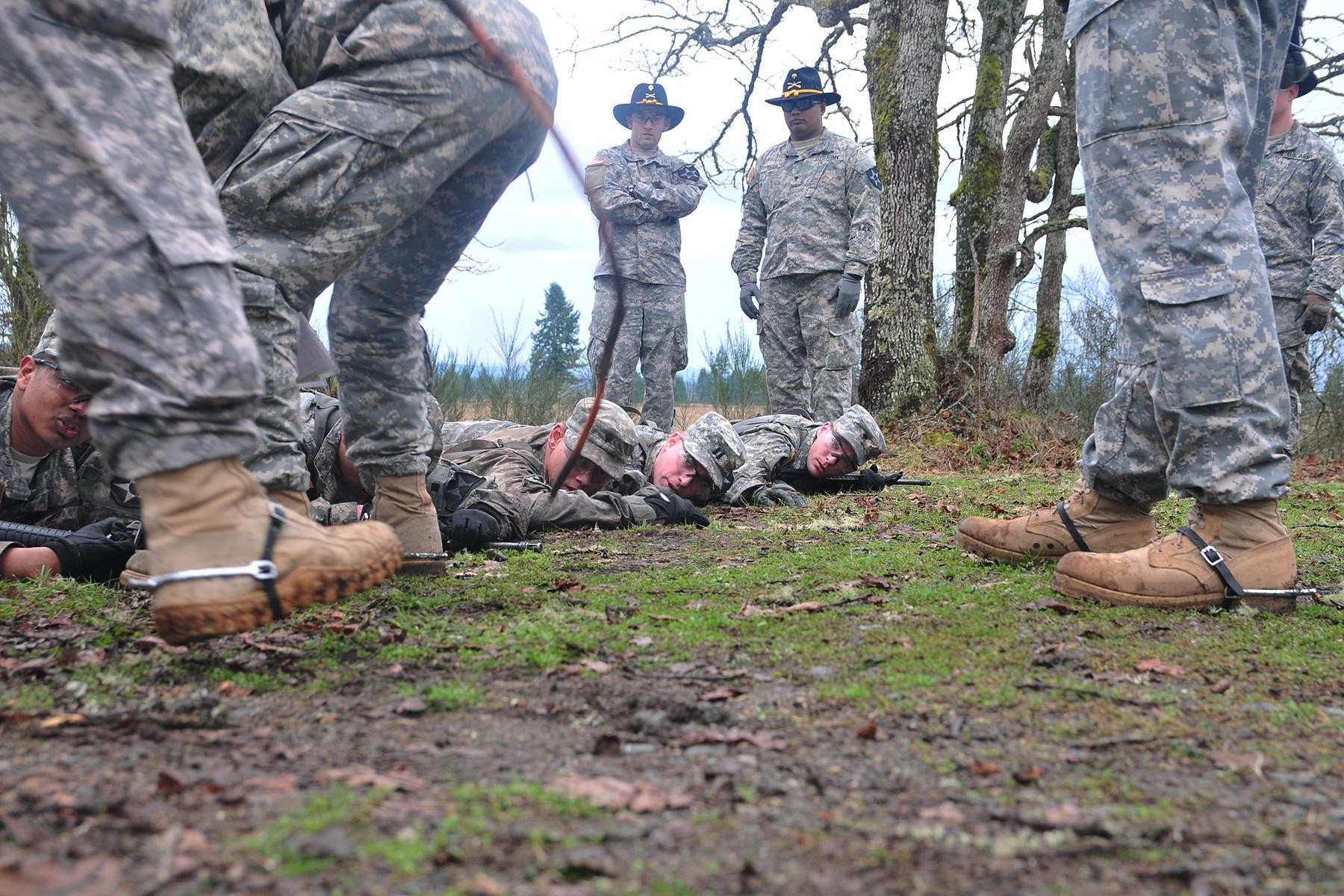 Soldiers endure rain, water for silver spurs | Article | The United ...