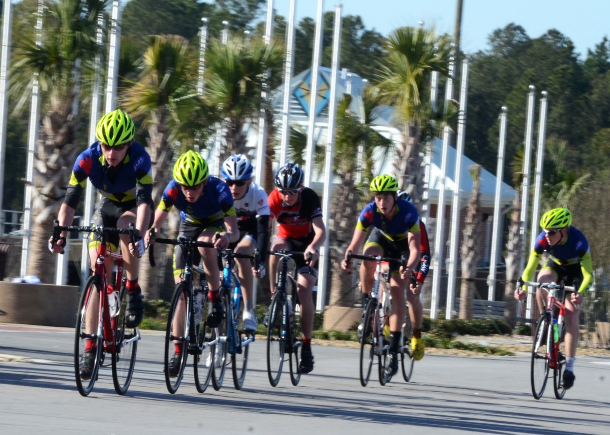 Fort Jackson hosts criterium race | Article | The United States Army