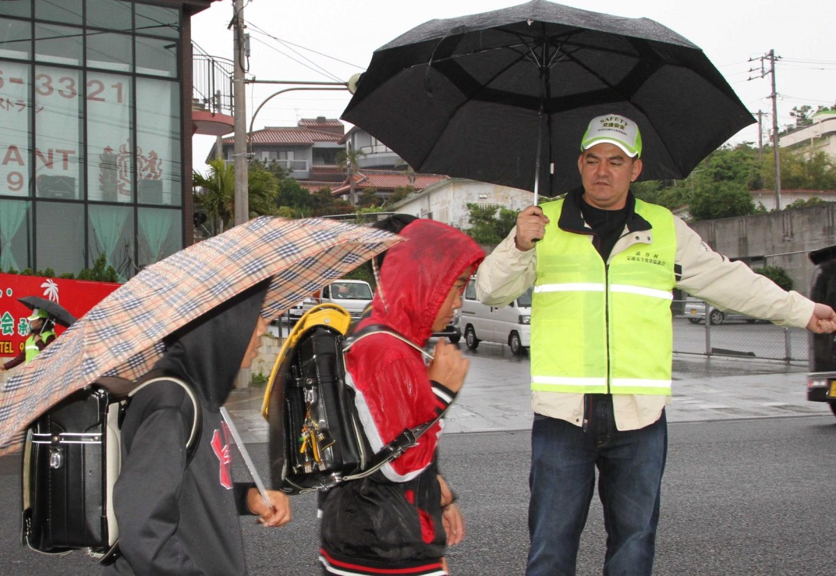 10th Regional Support Group soldiers cross over to help Japanese ...