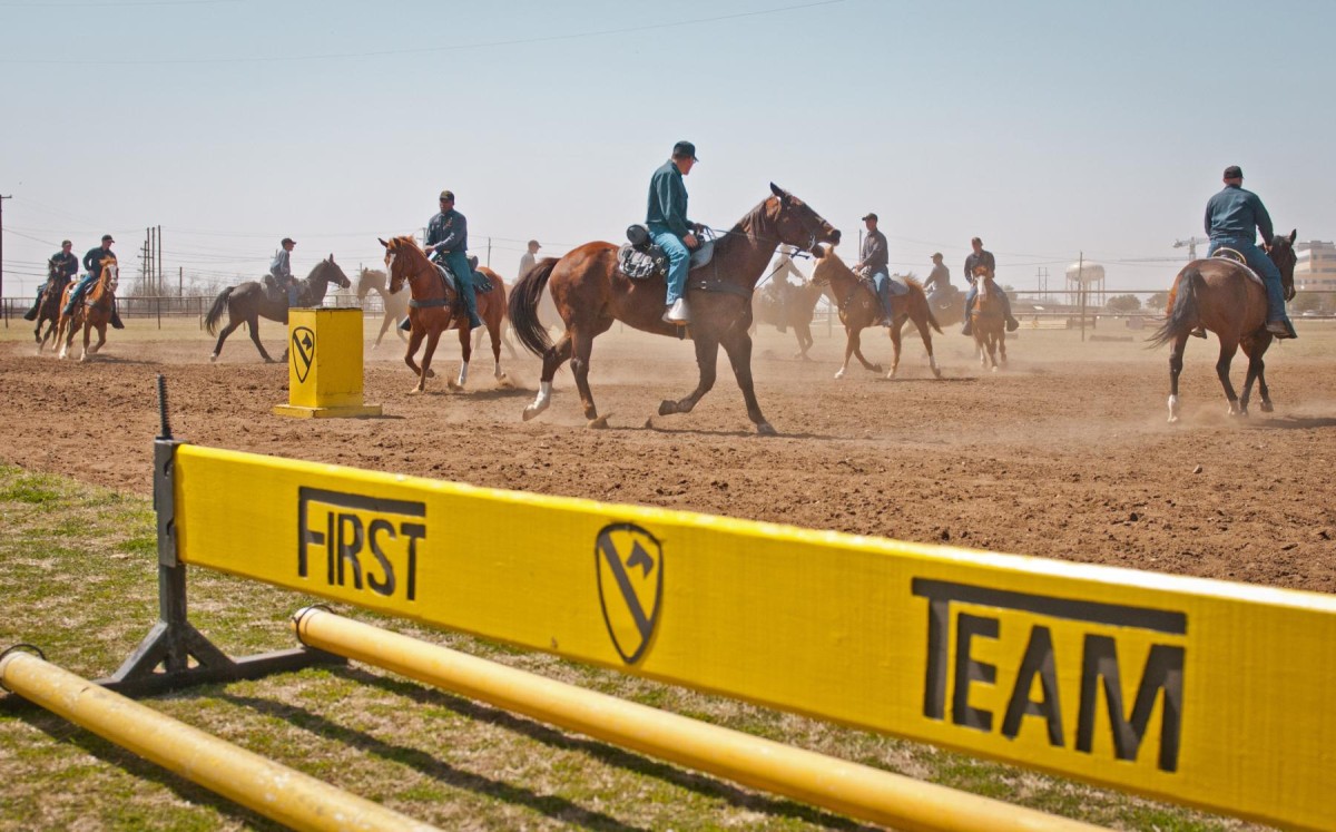 First Team's Australian partners take ride with Horse Cav Detachment ...