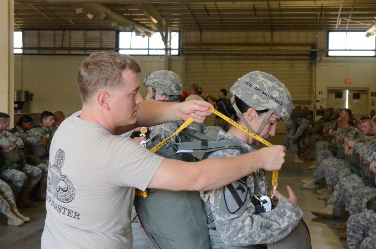 Jump to feed the hungry | Article | The United States Army