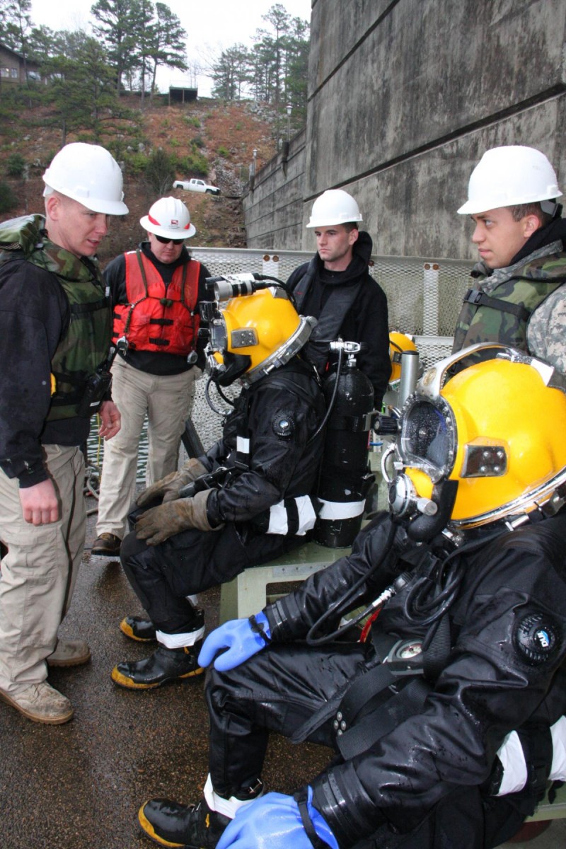 US Army Dive Team completes repairs at Corps' Narrows Dam | Article ...