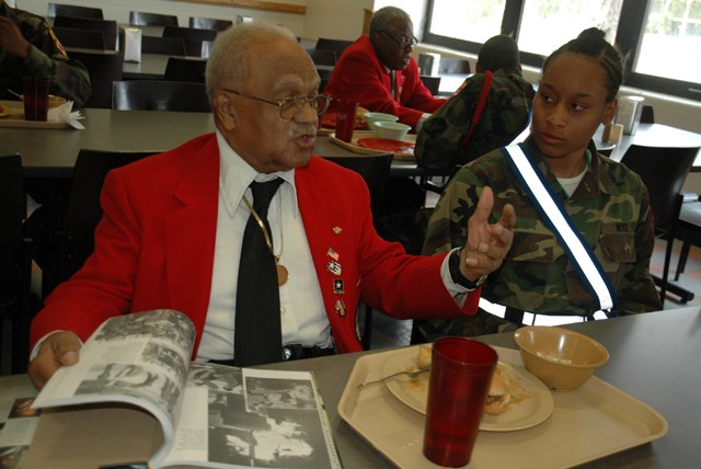 Tuskegee Airmen visit ChalleNGe cadets | Article | The United States Army