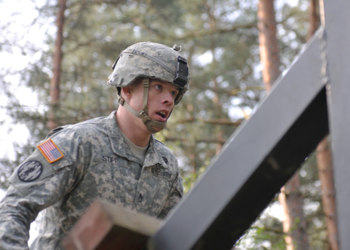 21st TSC Soldiers compete for Best Warrior | Article | The United ...