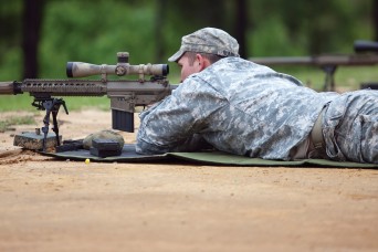 Snipers demonstrate human-type targets | Article | The United States Army