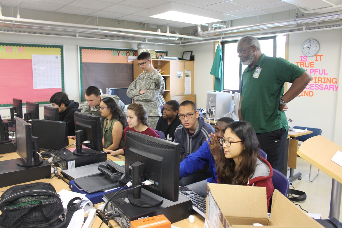 STEM Week exposes DHS students to tomorrow's demands | Article | The ...